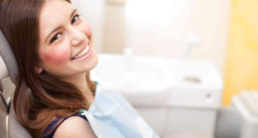 girl_teeth | Denver Dentist | Dental Implants | (303) 756-3289